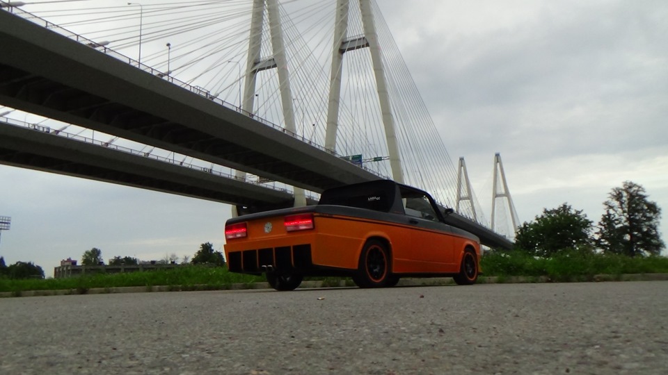 Ute и Вантовый мост — Lada 2105, 1,5 л, 1987 года | путешествие | DRIVE2