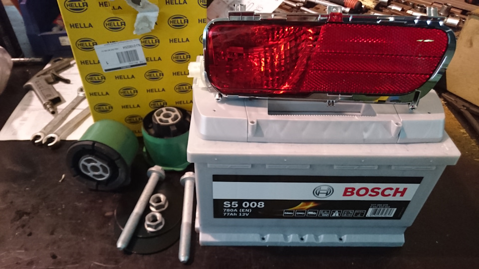 Замена сайлентов балки + АКБ + задний ПТФ + немного рассуждений ...