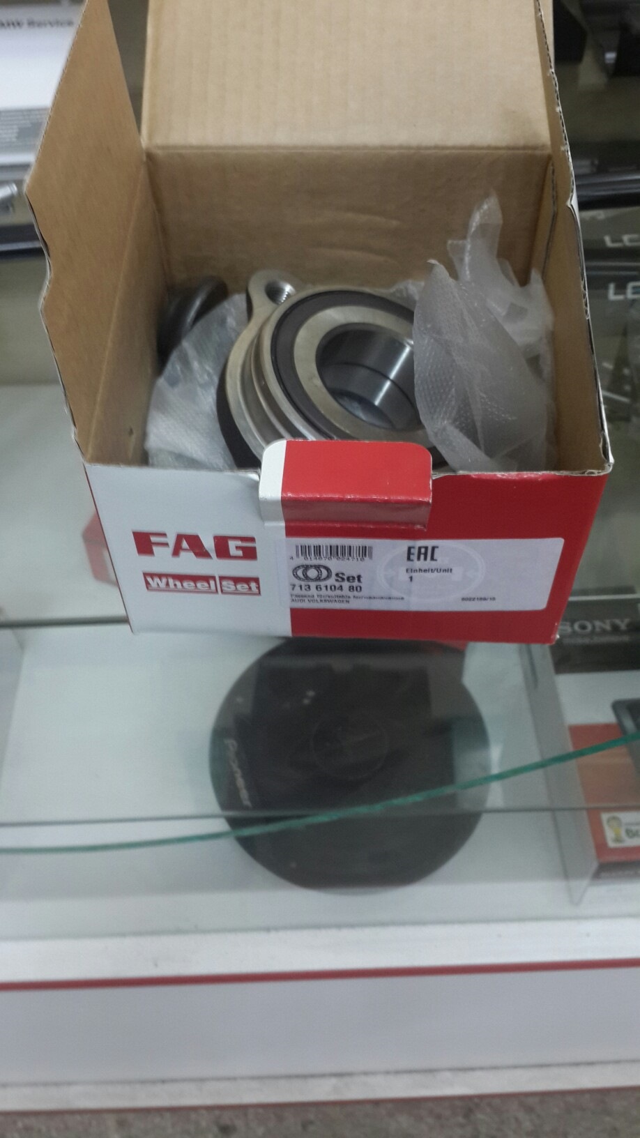 Замена правого переднего ступичного подшипника — Audi A6 (C6), 3 л ...