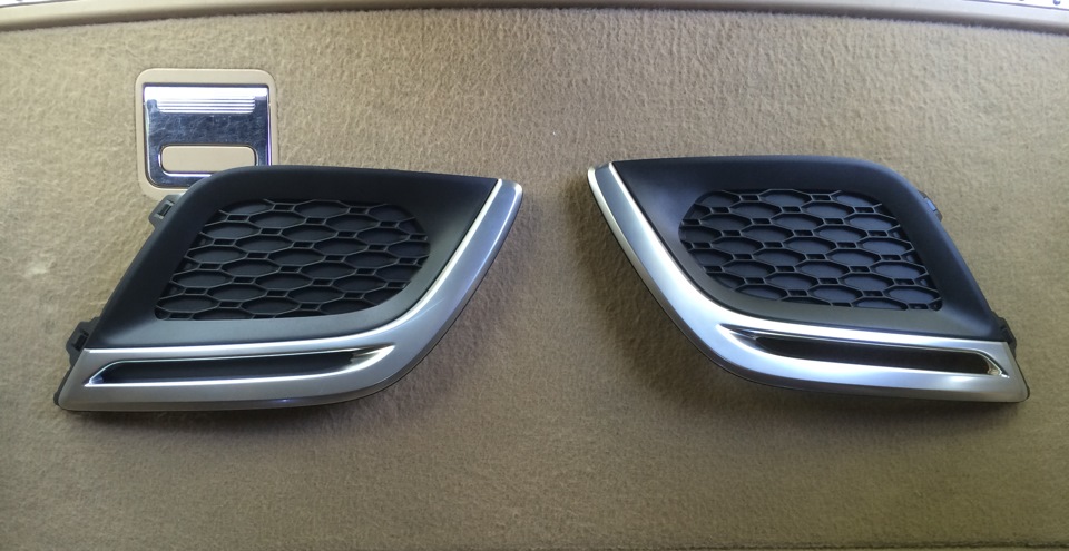 Накладки R-DESIGN в передний бампер — Volvo XC60 (1G), 2,4 л, 2011 года ...