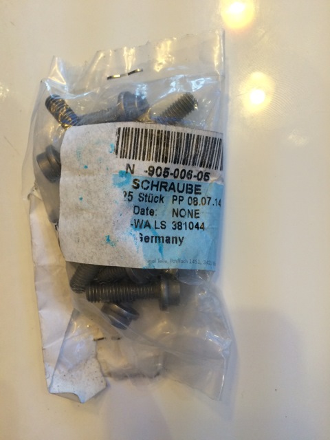 N90500605 Болт крепежный Seat Ibiza V 2008> VAG | Запчасти на DRIVE2