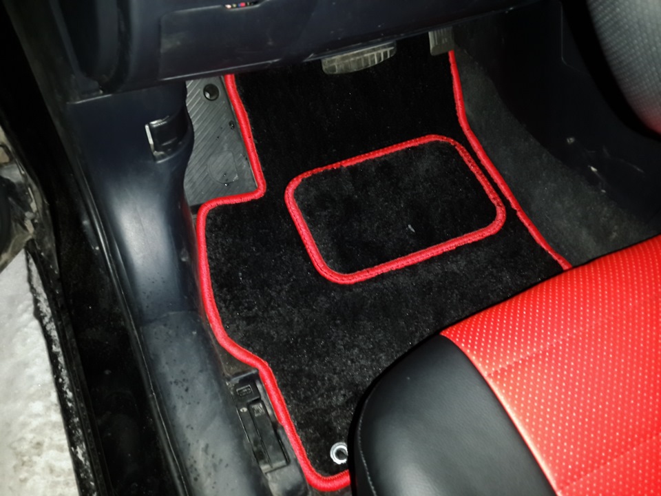 Зимние коврики — Mitsubishi Lancer X, 2 л, 2008 года | аксессуары | DRIVE2