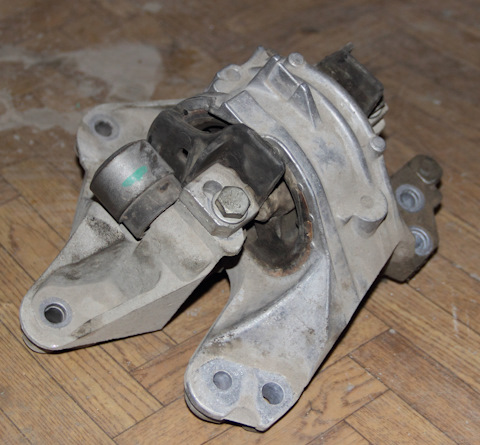 181398 Опора двигателя PSA C5 2.0HDi, 407 2.0 16V Peugeot Citroen ...