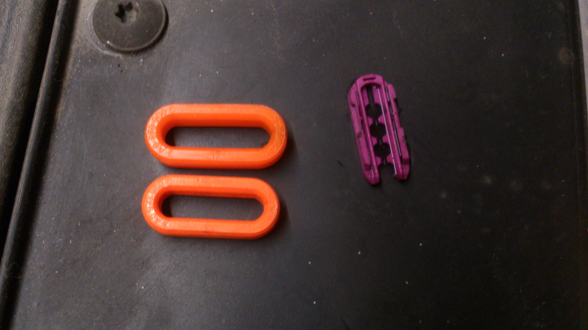 18000 — Сигнал датчика высоты/датчика давления наддува P1592 ...