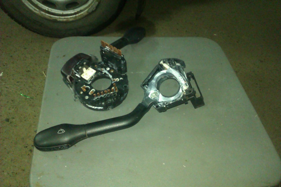 Переключатели дворников и поворотников — Volkswagen Golf Mk3, 1,4 л ...