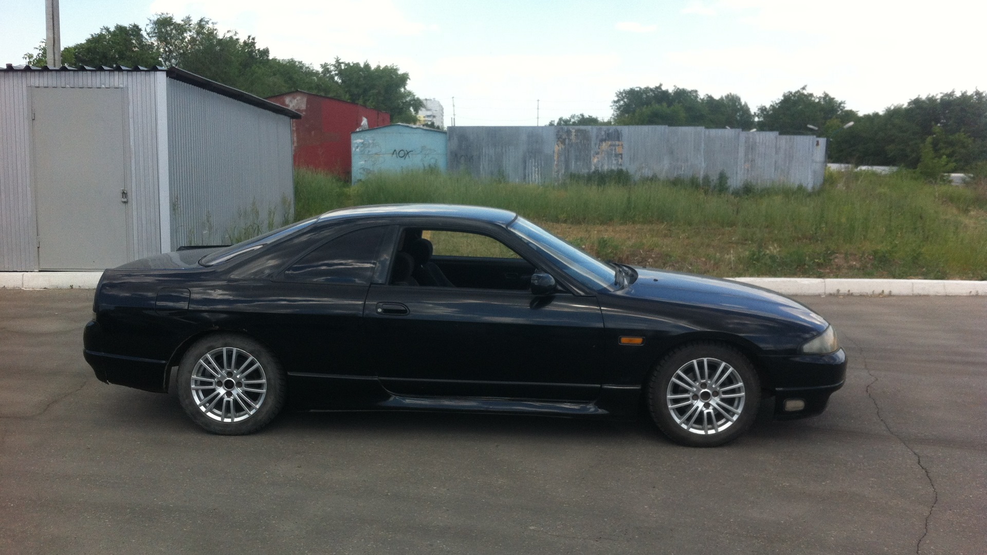 Nissan Skyline (R33) 2.5 бензиновый 1994 | Black Pearl SDF на DRIVE2