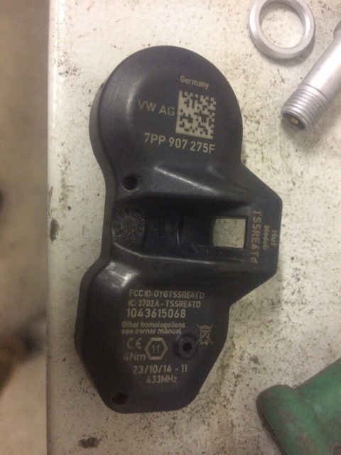 7PP907275F Электронный колёсный датчик VAG | Запчасти на DRIVE2