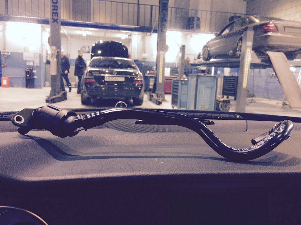 A2710180729 Клапан масляной трубки Mercedes | Запчасти на DRIVE2