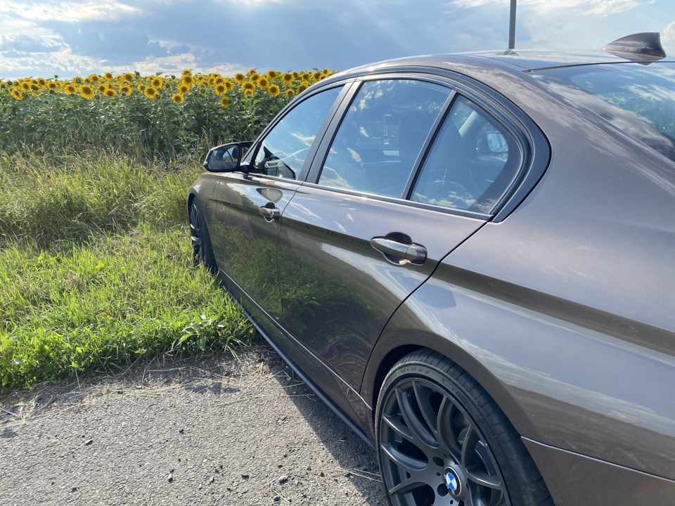 Замена передних тормозных шлангов и тормозной жидкости. — BMW 3 series ...