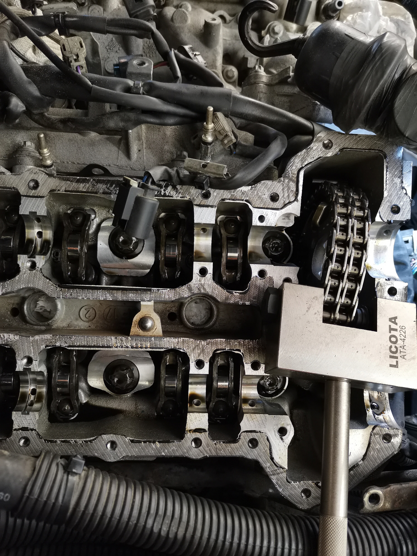 Цепь ГРМ. Om642. — Jeep Grand Cherokee (WK), 3 л, 2009 года | плановое ...