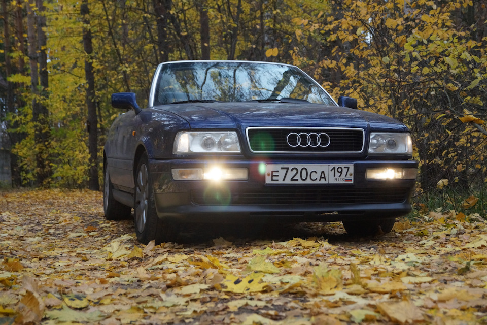 Осень нравится мне Ауди — Audi Cabriolet B4 2 л 1994 года