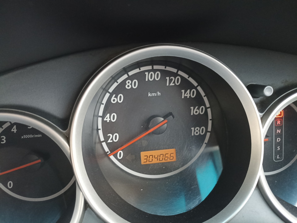 Замена масла в двигателе и вариатора. — Honda Fit (1G), 1,3 л, 2001 ...