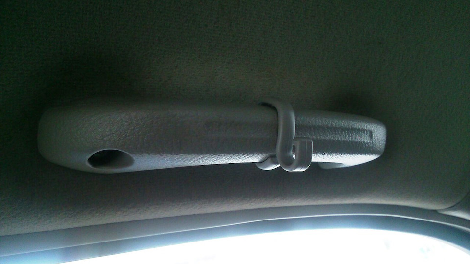 Вешалки в машину — Chevrolet Aveo Sedan (1G), 1,4 л., 2009 года ...