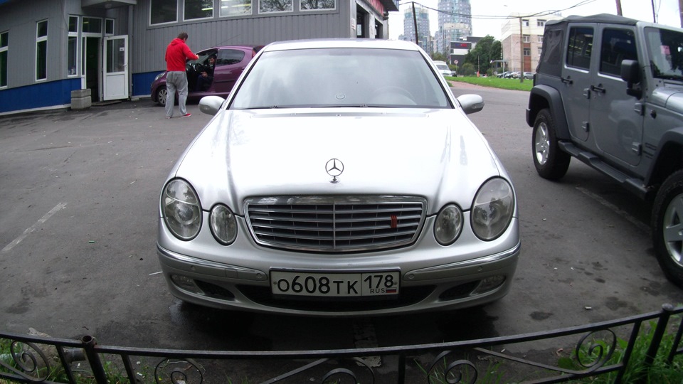 Mercedes-Benz E-Class (W211) 2.6 бензиновый 2003 | e240 на DRIVE2