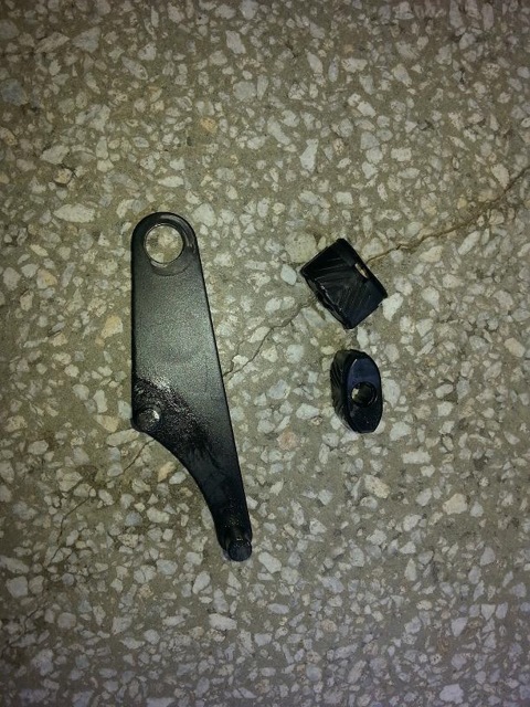 7701209861 Комплект держателей люка крыши RENAULT | Запчасти на DRIVE2