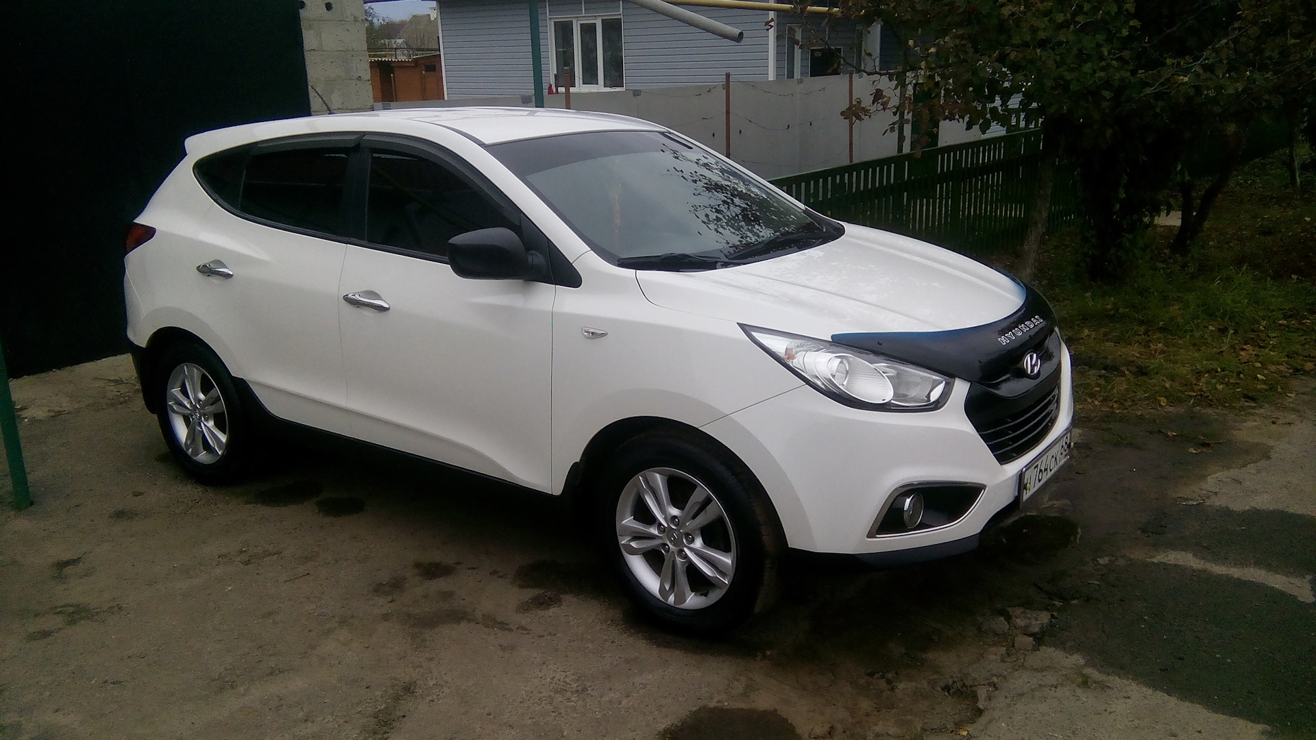 Hyundai ix35 2.0 бензиновый 2011 | Белый жоповоз.. на DRIVE2