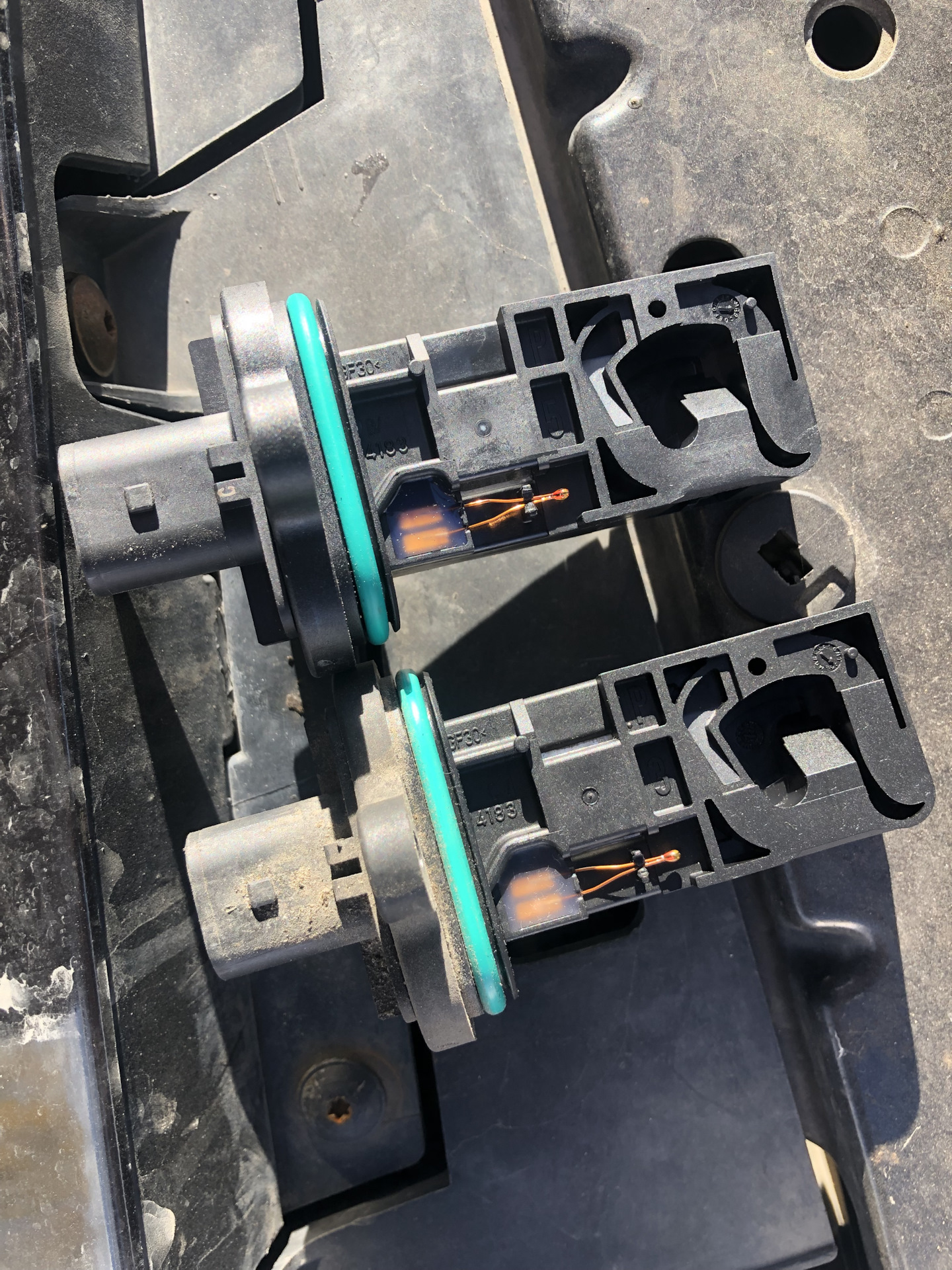 Клапан INA 427001810, ДМРВ Bosch 0280218429 — Opel Astra J GTC, 1,4 л ...