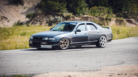 Nissan Skyline (R33) 2.5 бензиновый 1995 | 2,5 турбо Time Attack на DRIVE2