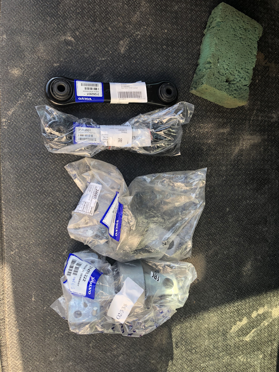 31476222 Подвеска, рычаг независимой подвески колеса Volvo | Запчасти ...