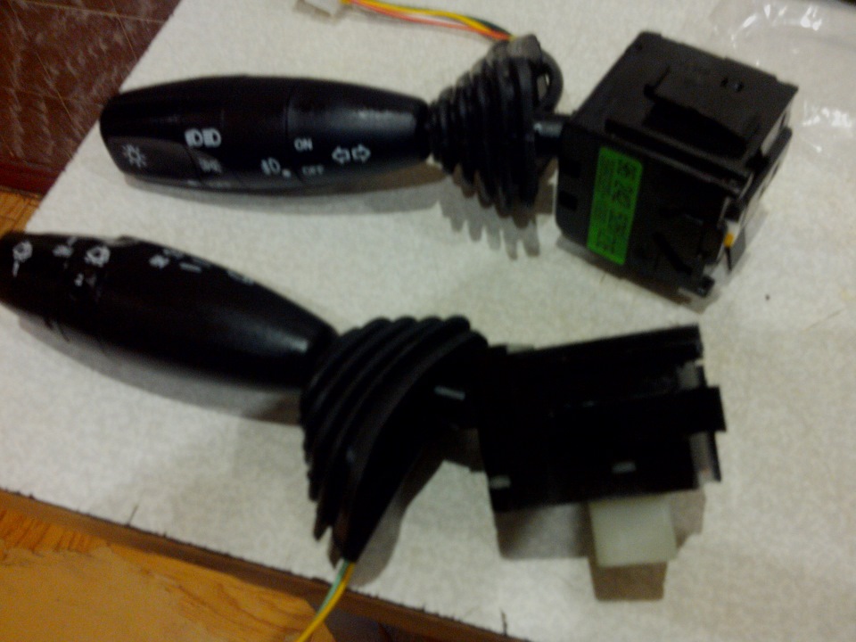 Подрулевые инопереключатели на 2111. 1 часть — Lada 21110, 1,5 л, 1999 ...