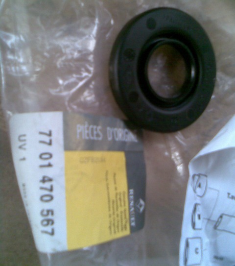 7701470567 Чехол полуоси (рез) RENAULT | Запчасти на DRIVE2