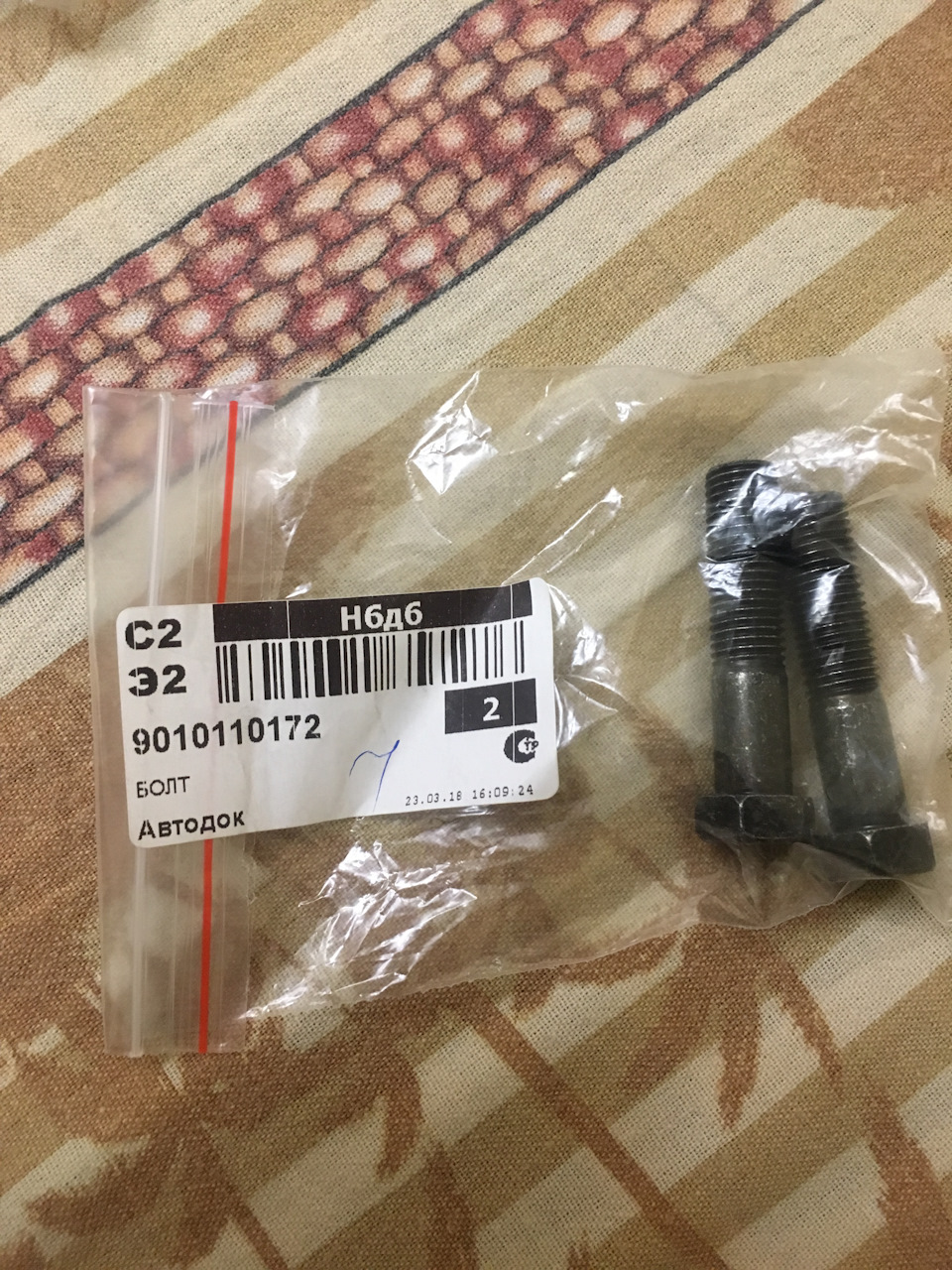 Замена сайлетблоков задней подвески — Lexus LX (UZJ100), 4,7 л., 1999 ...