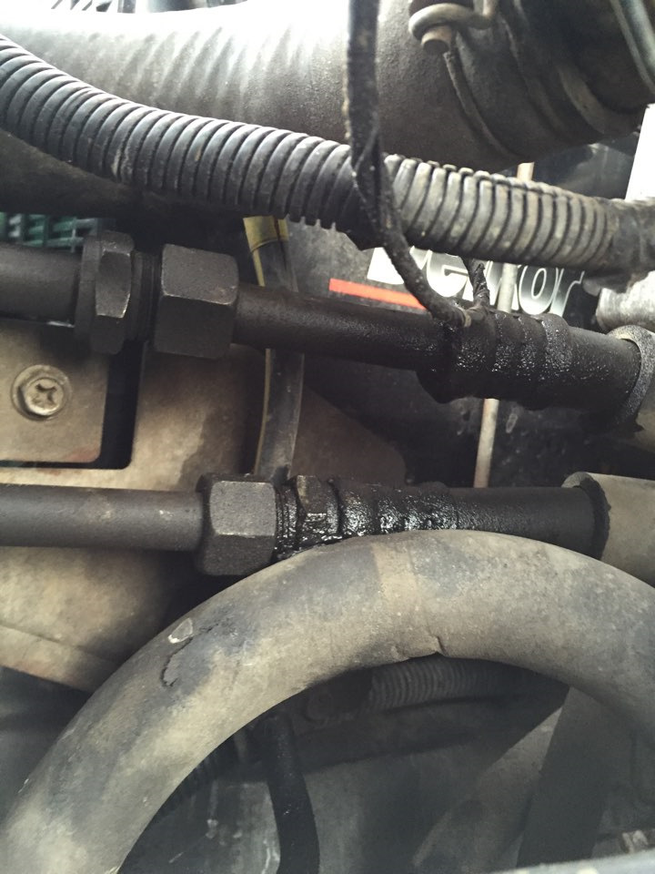 Шланги масляного радиатора — Nissan Patrol GR I (Y60), 2,8 л, 1997 года ...