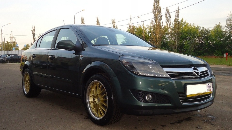 Opel Astra H 1.6 бензиновый 2011 | Digital Green на DRIVE2
