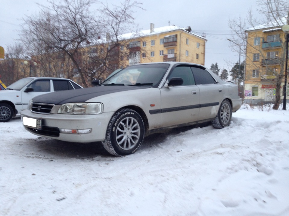 Установил бампер и решётку радиатора. — Honda Inspire (UA1/UA2/UA3), 2 ...