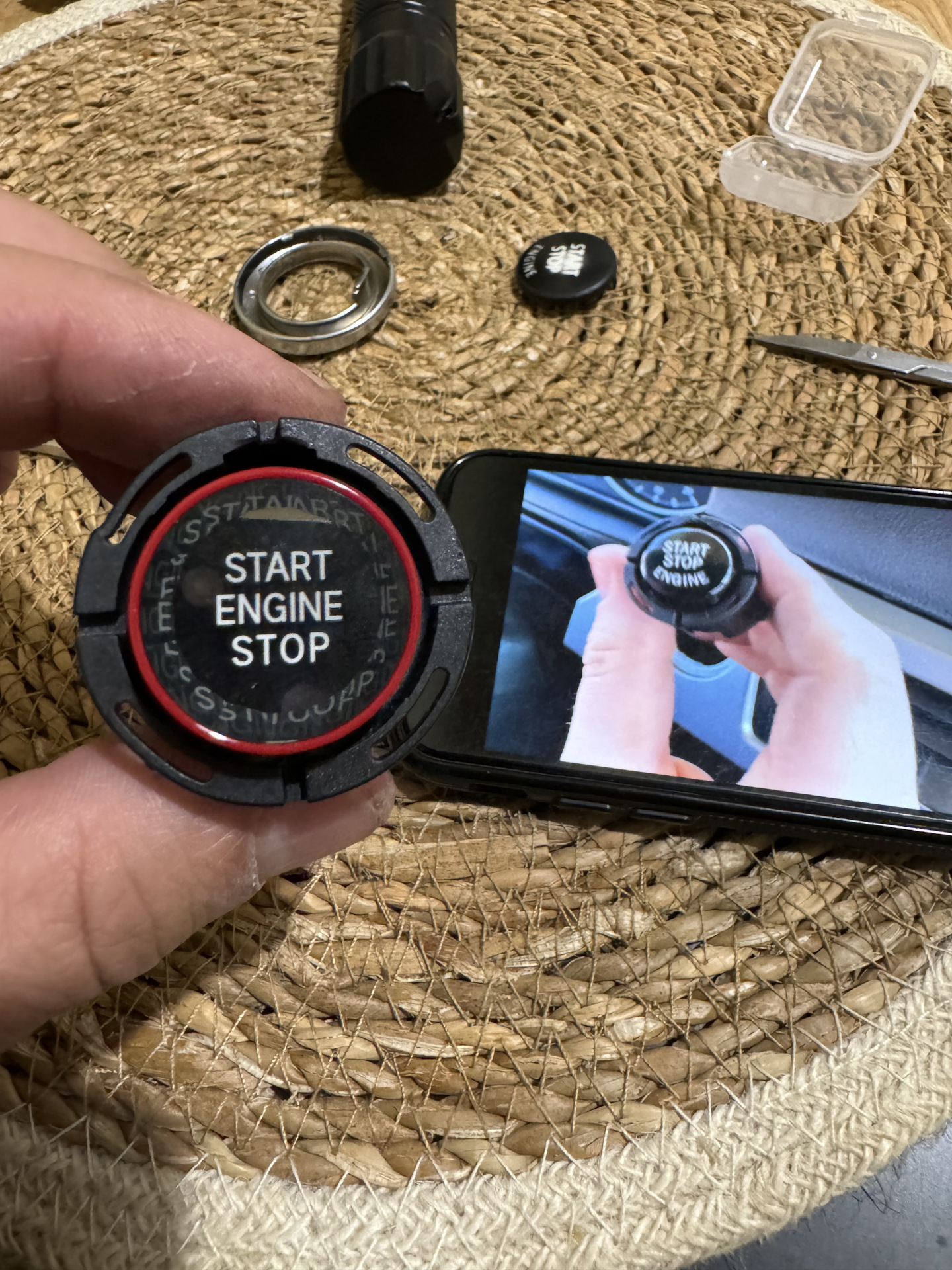 Немного подлечил кнопку START-STOP. — BMW 3 series Touring (E91), 2 л, 2006 года | тюнинг | DRIVE2