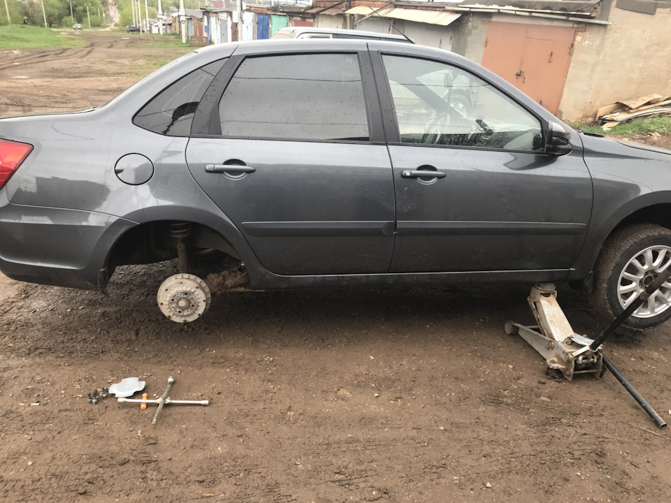 Беда бедушка. Часть 2 — Lada Гранта (2G) FL, 1,6 л, 2020 года ...