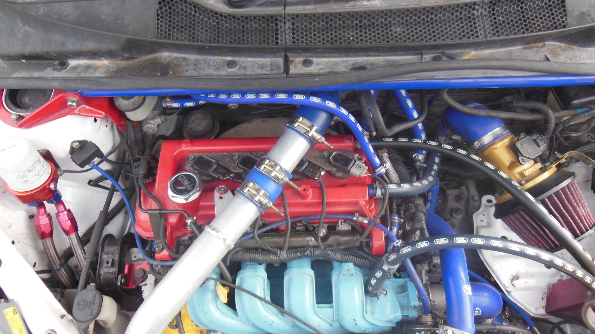 Toyota Vitz (10) 1.5 бензиновый 2003 | RS TURBO на DRIVE2