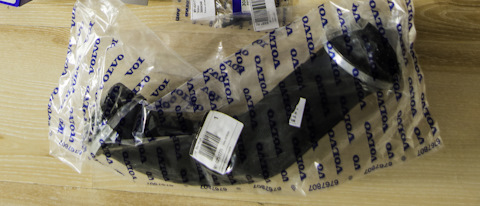 30792300 Патрубок Volvo | Запчасти на DRIVE2