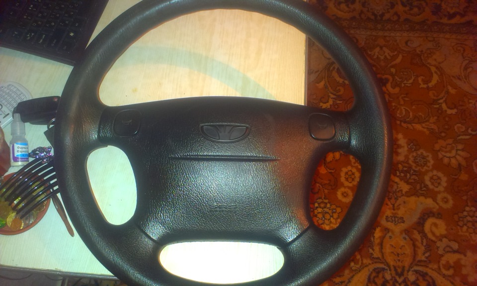 Руль с подушкой — Daewoo Lanos, 1,5 л, 2007 года | аксессуары | DRIVE2