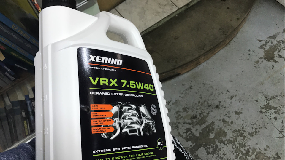 Купил масло Xenum VRX 7.5W40 — Mercedes-Benz ML 63 AMG (W166), 5,5 л ...