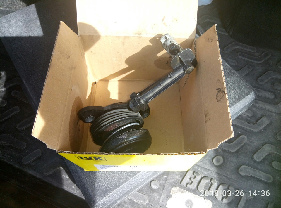 Замена сцепления — Renault Megane II, 1,6 л, 2006 года | поломка | DRIVE2