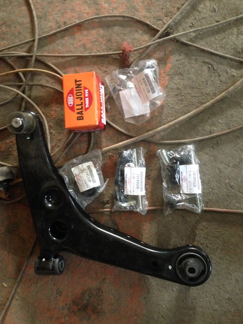 4013A456 Пыльник шаровой опоры нижнего рычага Mitsubishi | Запчасти на ...