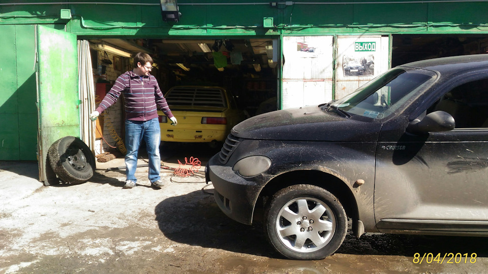 №70 P0693 — Вентилятор. Переобувка. — Chrysler PT Cruiser, 1,6 л, 2006 ...