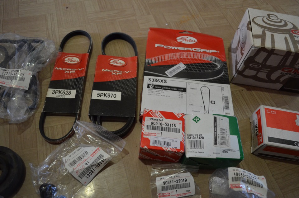 Продам новый в упаковке ремкомплект ГРМ на 7A, сайлентблоки в подвеску ...