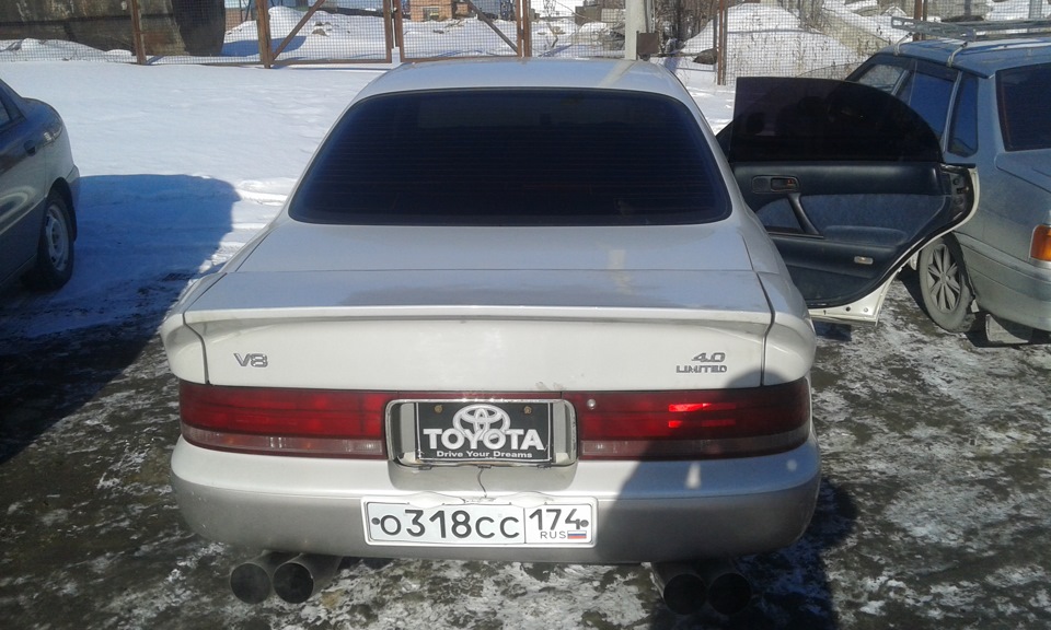 вот собственно и спойлер — Toyota Crown Majesta (S140), 4 л, 1992 года | тюнинг | DRIVE2