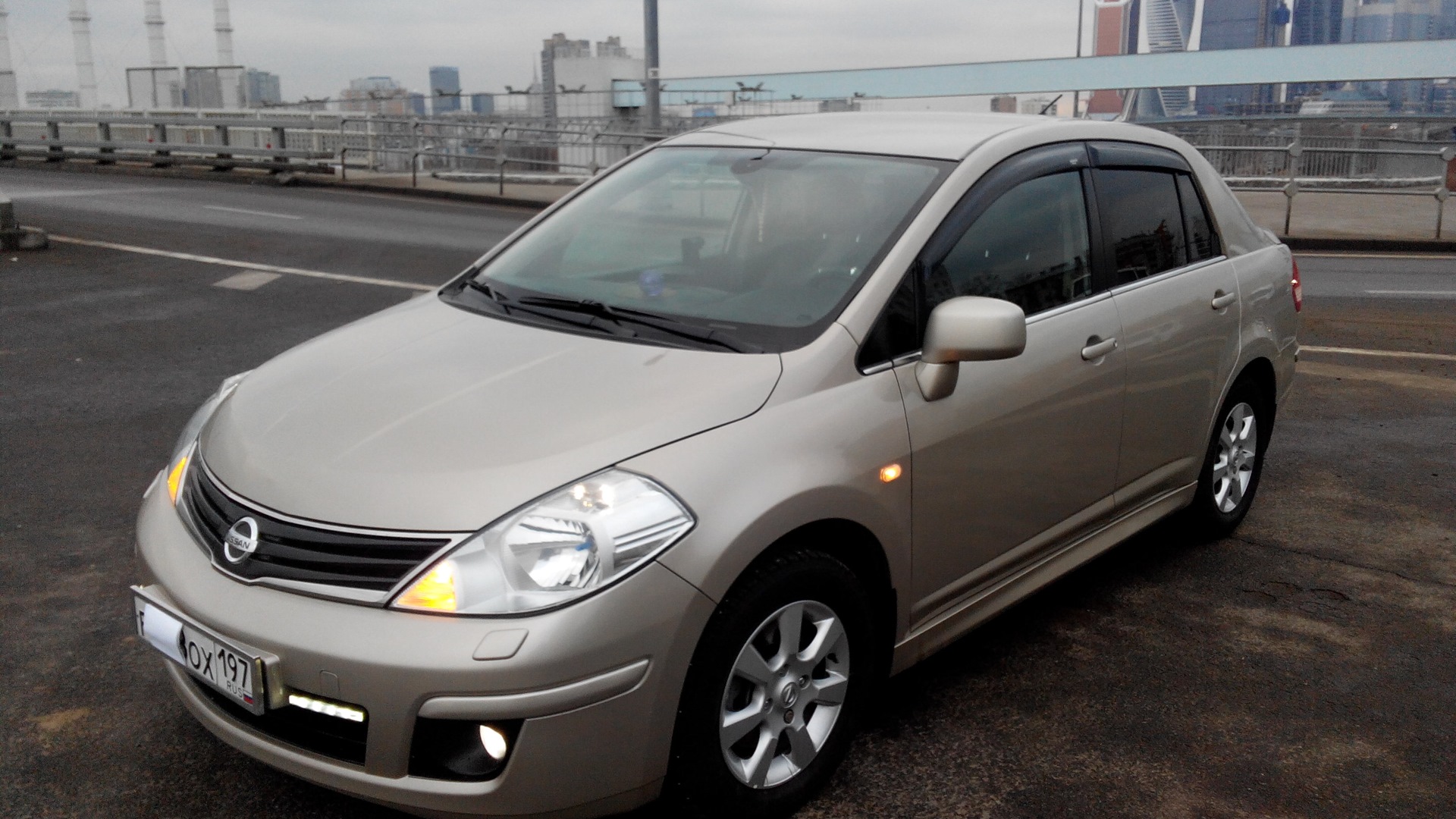 Nissan Tiida (1G) 1.6 бензиновый 2011 | на DRIVE2