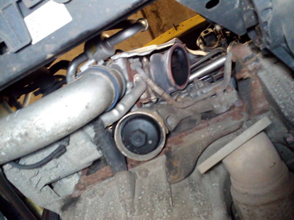 Масло в антифризе — Opel Astra J GTC, 1,6 л, 2012 года | своими руками ...