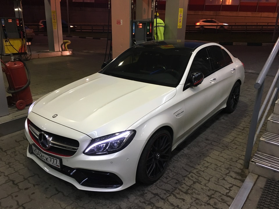 1-ая тысяча — Mercedes-Benz C 63 AMG (W205), 4 л, 2015 года | обкатка | DRIVE2