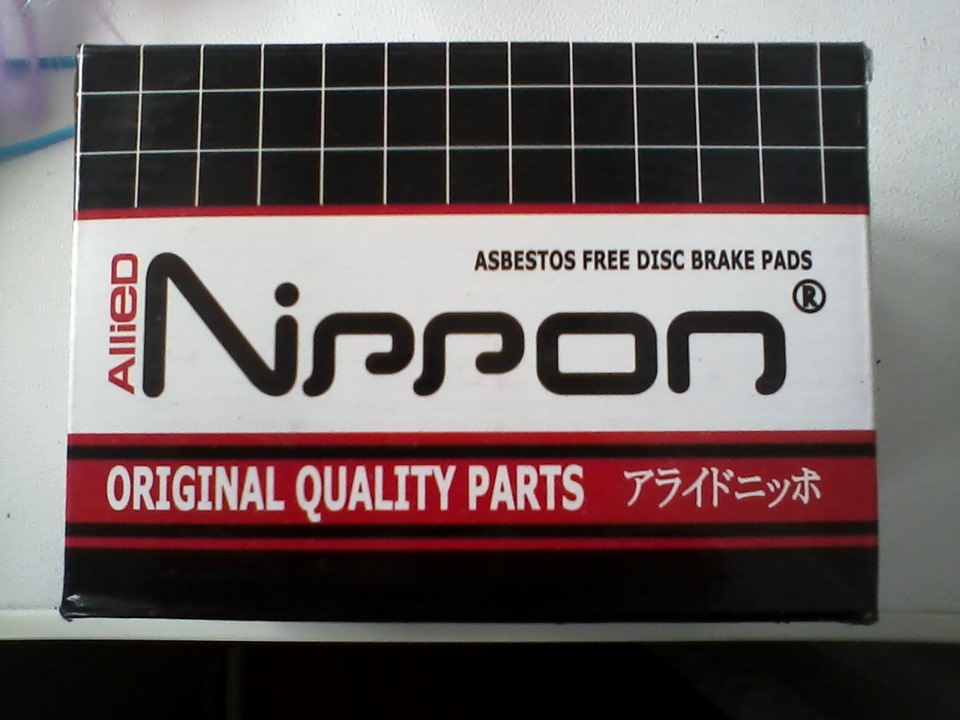 Тормозные колодки Nippon и новые направляющие — Lada 2114, 1,6 л, 2011 ...
