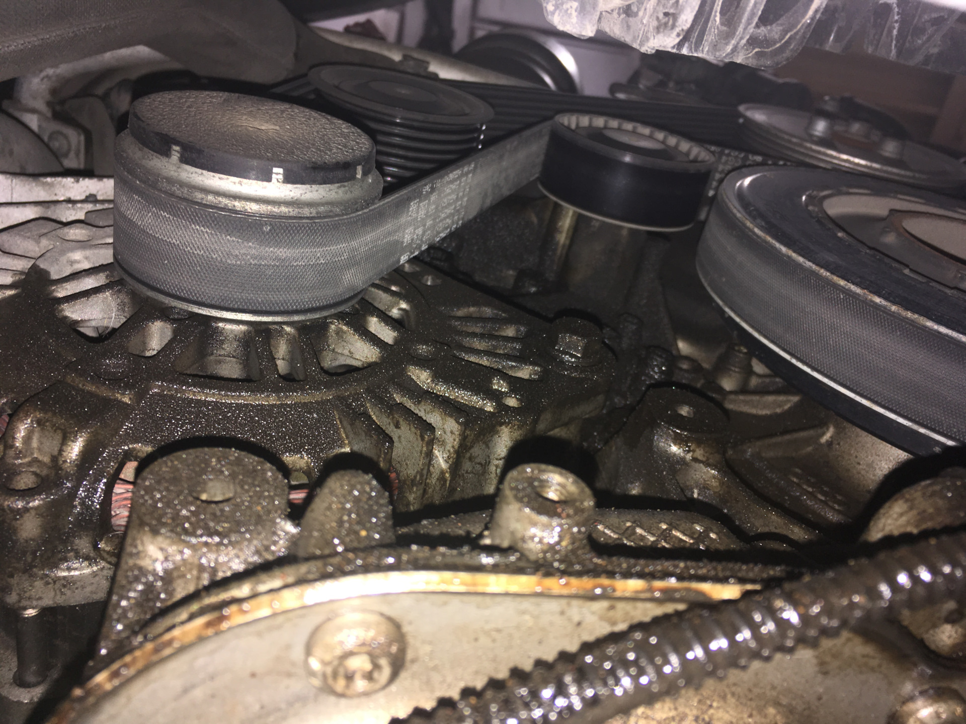 Замена всех прокладок теплообменника. — Audi A6 (C7), 3 л, 2011 года ...