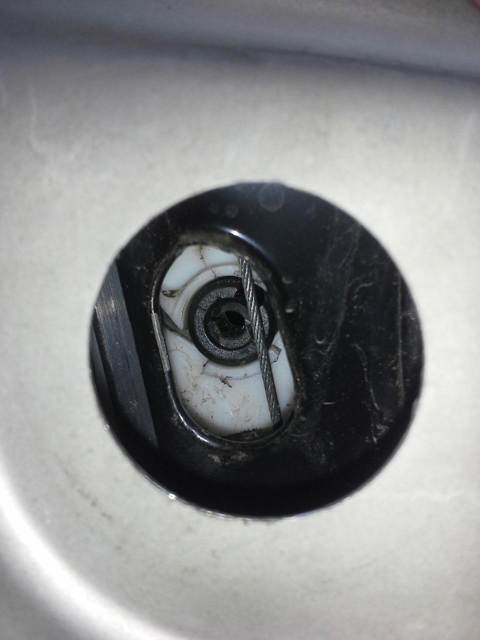 Ремонт стеклоподьёмника — Skoda Octavia RS A5 Mk2, 2 л, 2007 года ...