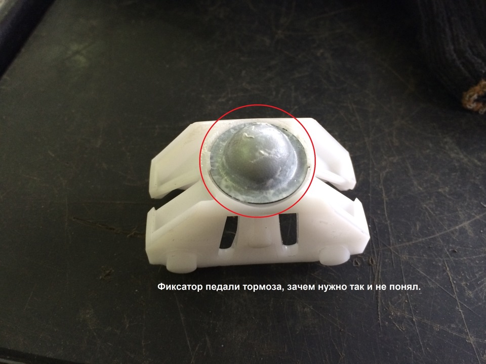 Гремит педаль тормоза, шатается … — Volkswagen Polo Sedan, 1,6 л, 2013 ...