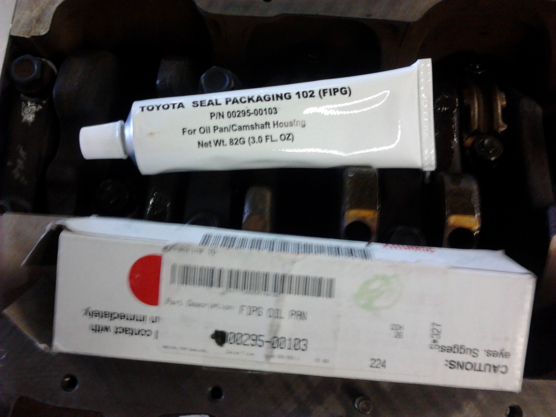 0029500103 Герметик мотора TOYOTA LEXUS | Запчасти на DRIVE2