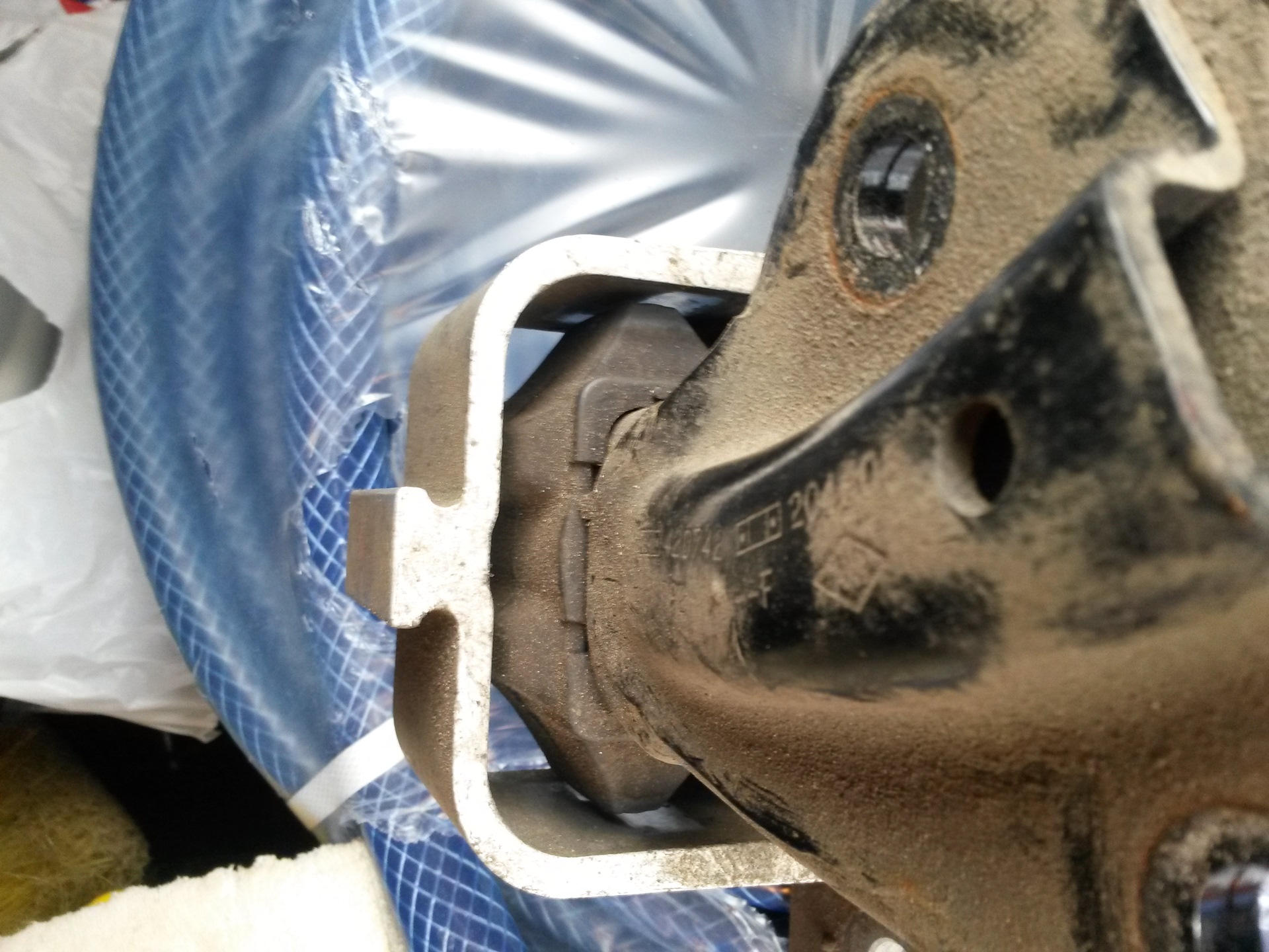 Замена грм на 178 тыс, замена подушки двигателя, осмотр помпы и ...