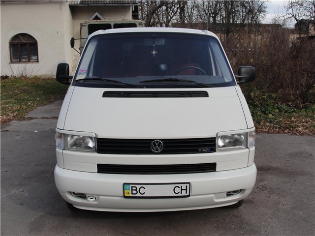 Бампера в цвет… — Volkswagen Transporter T4, 2,5 л., 2000 года ...